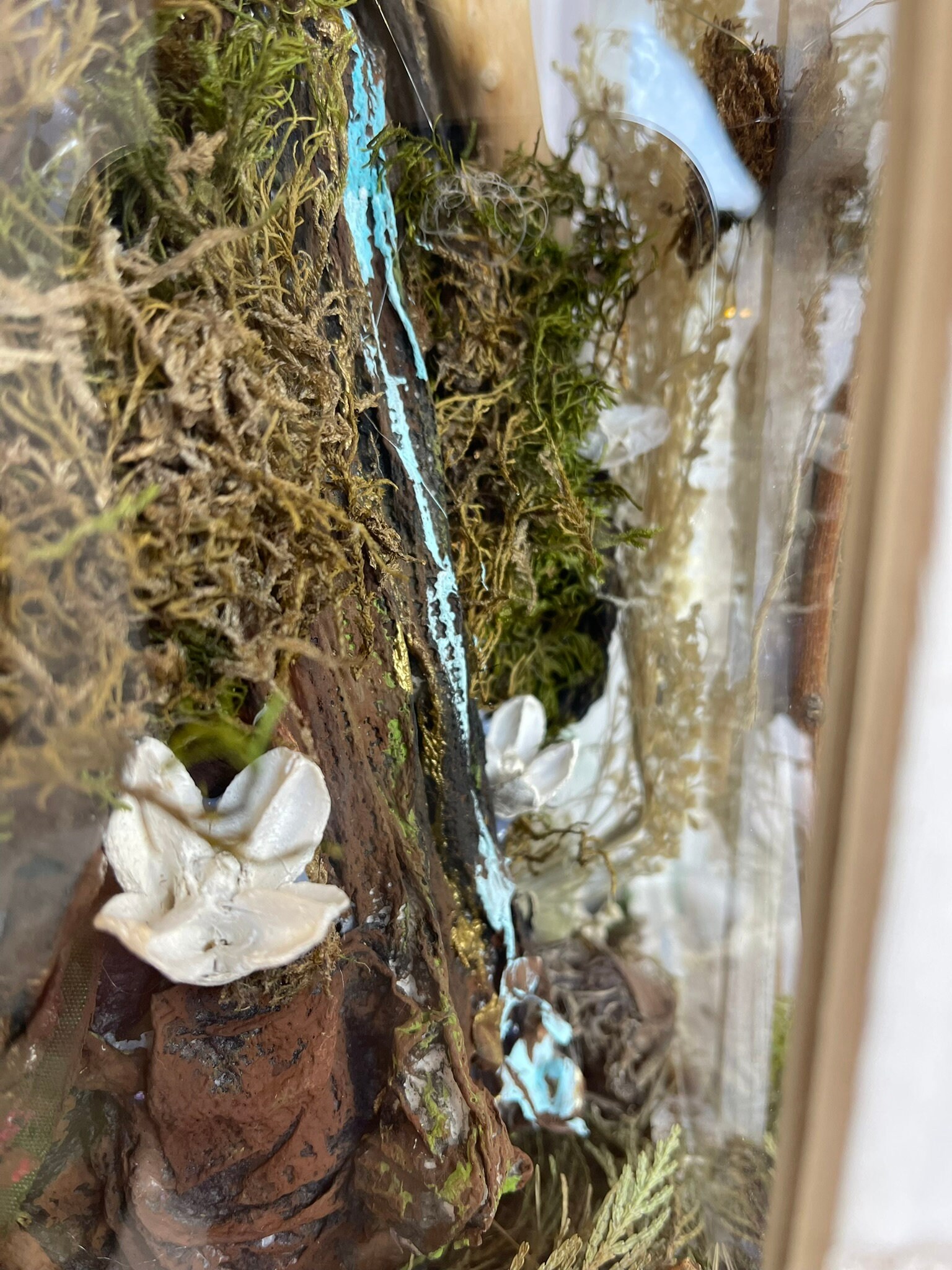 Fairy Lantern. Daybreak is the Resident Fairy, Living This Crystal ...