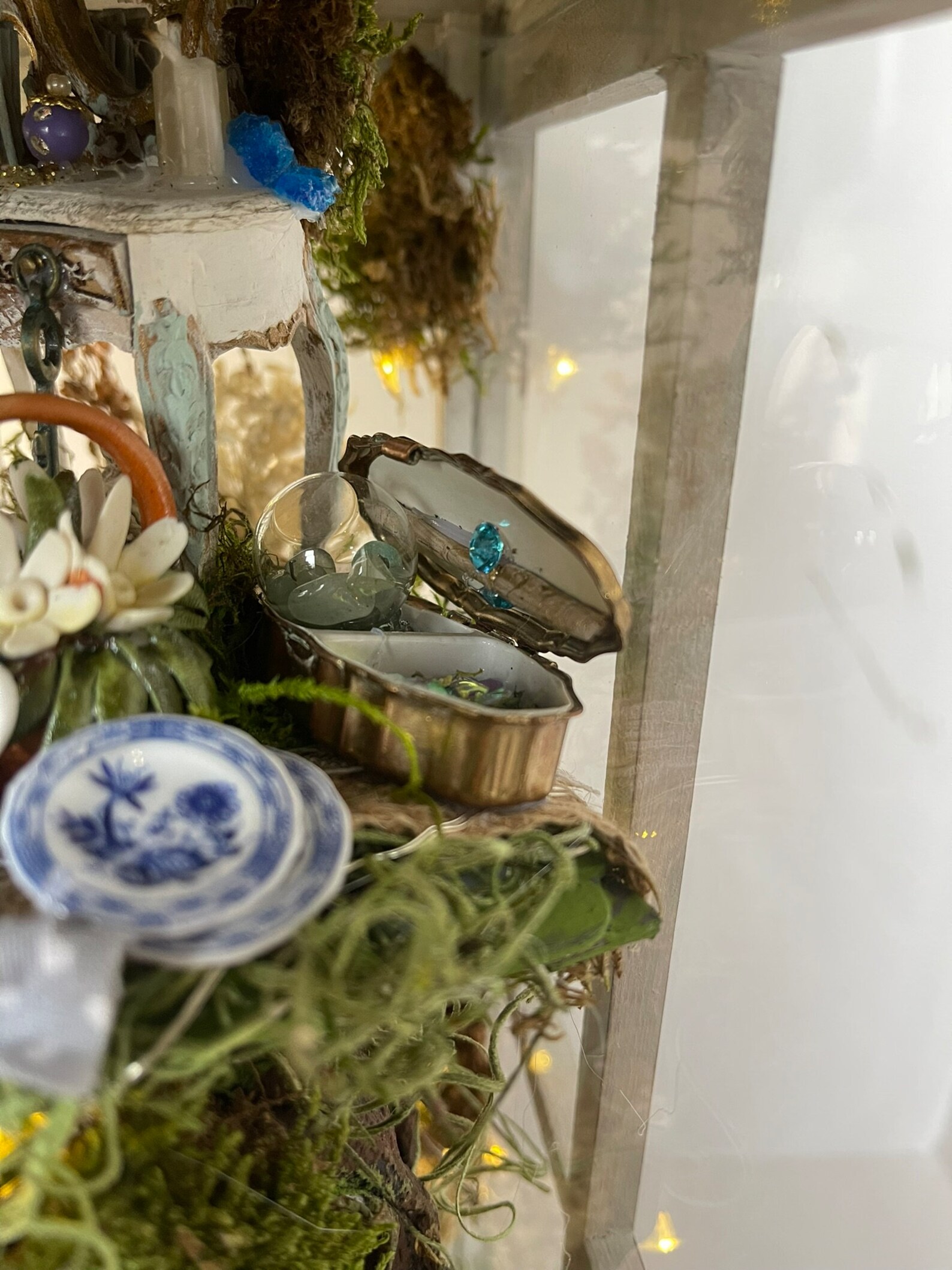 Fairy Lantern. Daybreak is the Resident Fairy, Living This Crystal ...