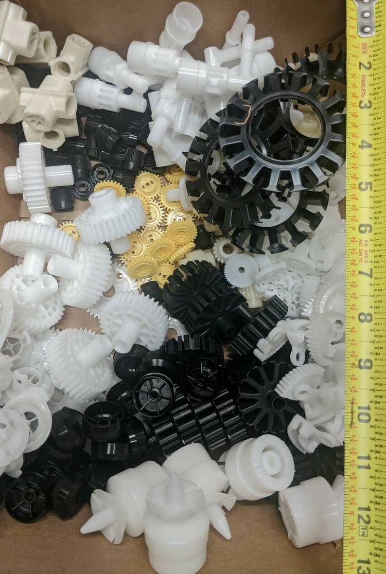 Lot of Plastic Gears, Cogs, Industrial Bits 1 Lb of Small Plastic Parts ...