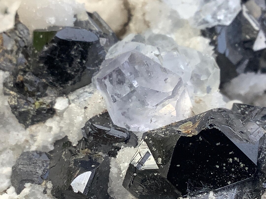 Sphalerite, Blue Fluorite & Calcite Crystal Cluster (nr 1/54) - Etsy