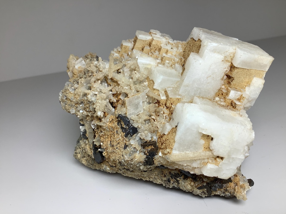 Quartz With Calcite, Sphalerite & Galena – Nikolayevsky Mine (2/27) - Etsy