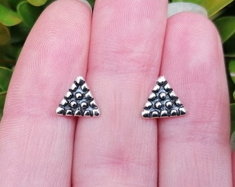 Tiny Treble Clef Sterling Silver Stud Earrings - Etsy