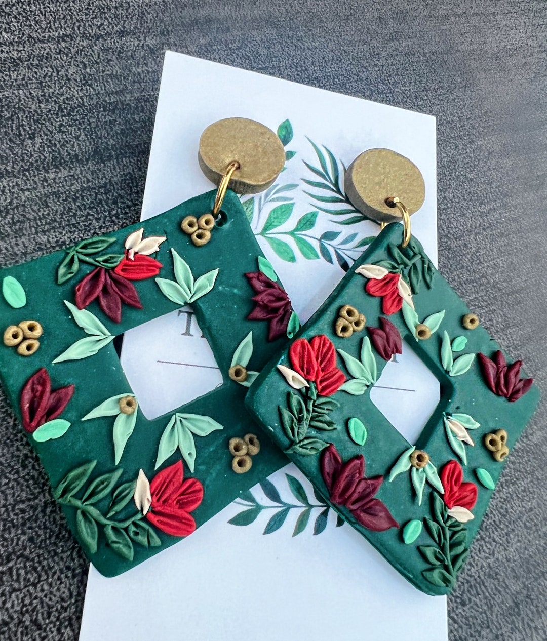 Holiday Dangle Earrings // Polymer Clay Christmas Floral - Etsy