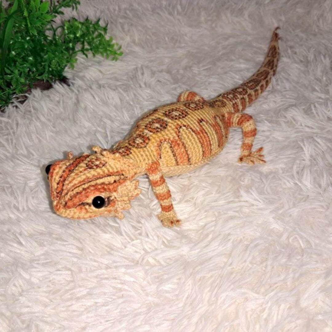 Bearded Dragon Custom Plush, Crocheted Remember Replica 16", Stuffed ...