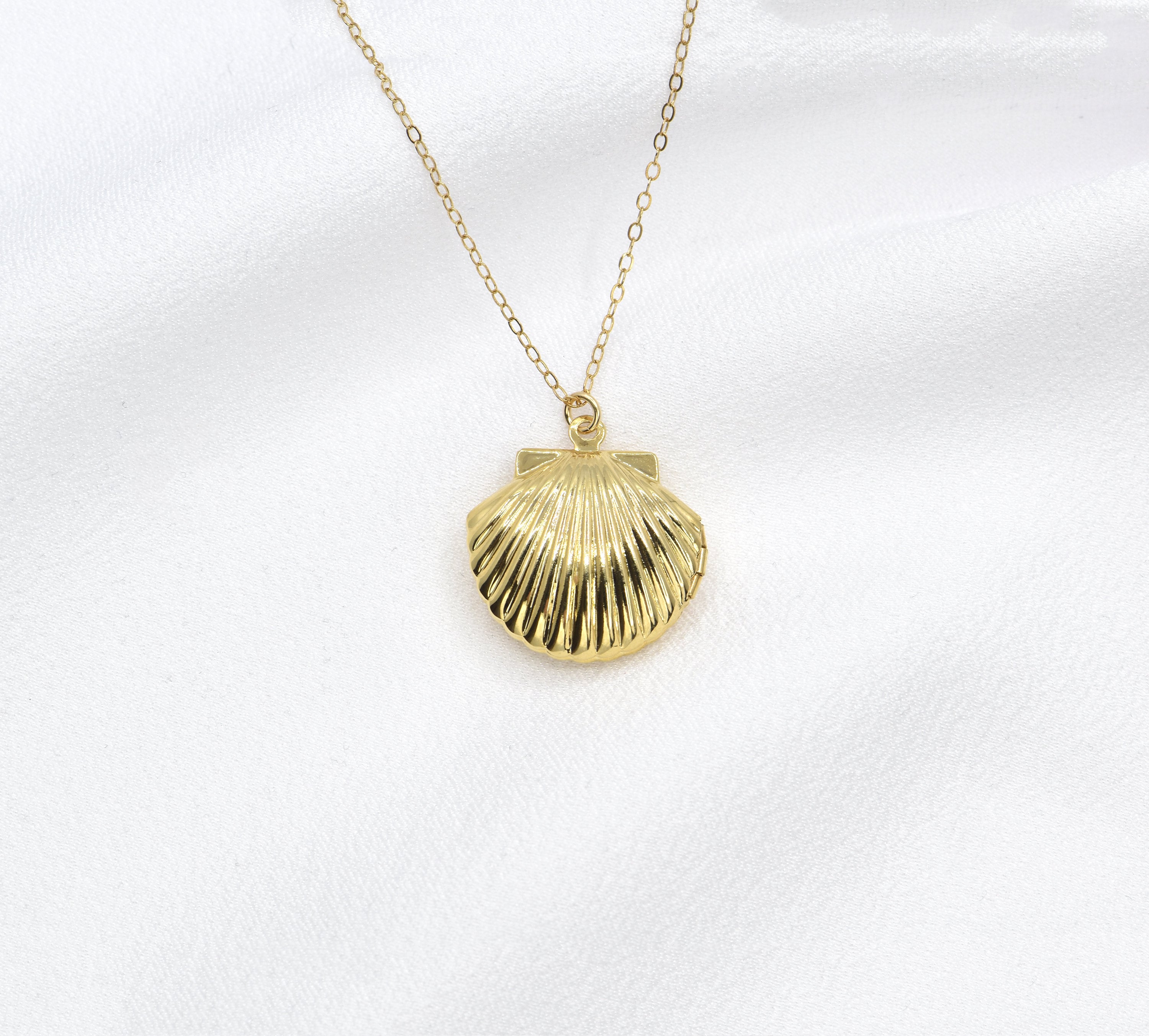 Seashell Locket Gold Necklace Dainty Shell Necklace Shell | Etsy