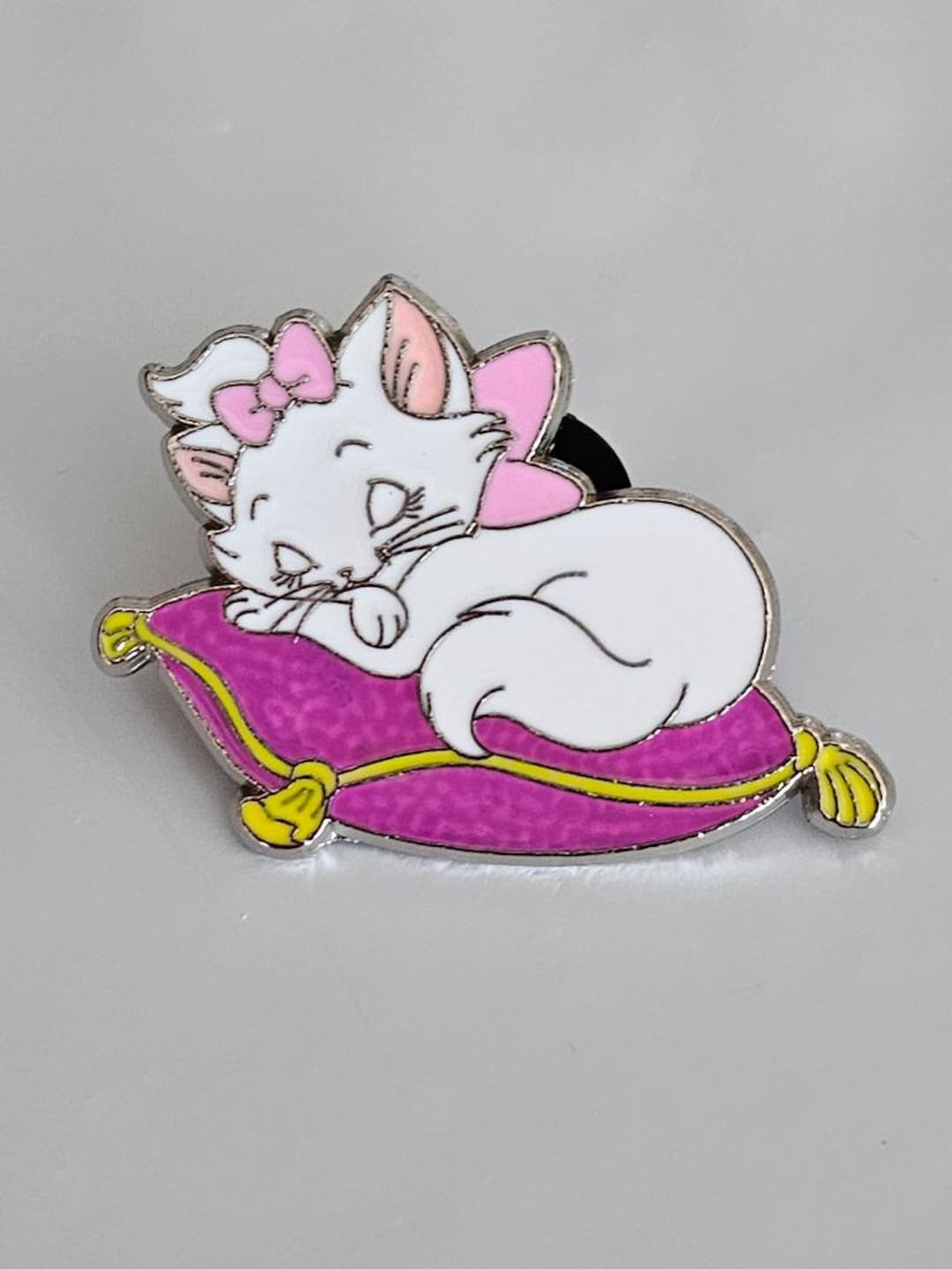 DISNEY Pin MARIE From ARISTOCATS Sleeping on Pillow Sweet Dreams - Etsy