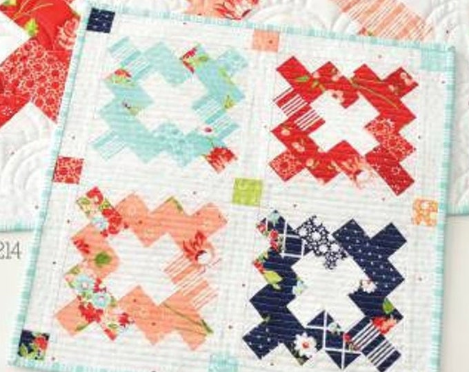 Stitched With Love Mini Quilt Pattern* Sewing Machine Mini Quilt ...