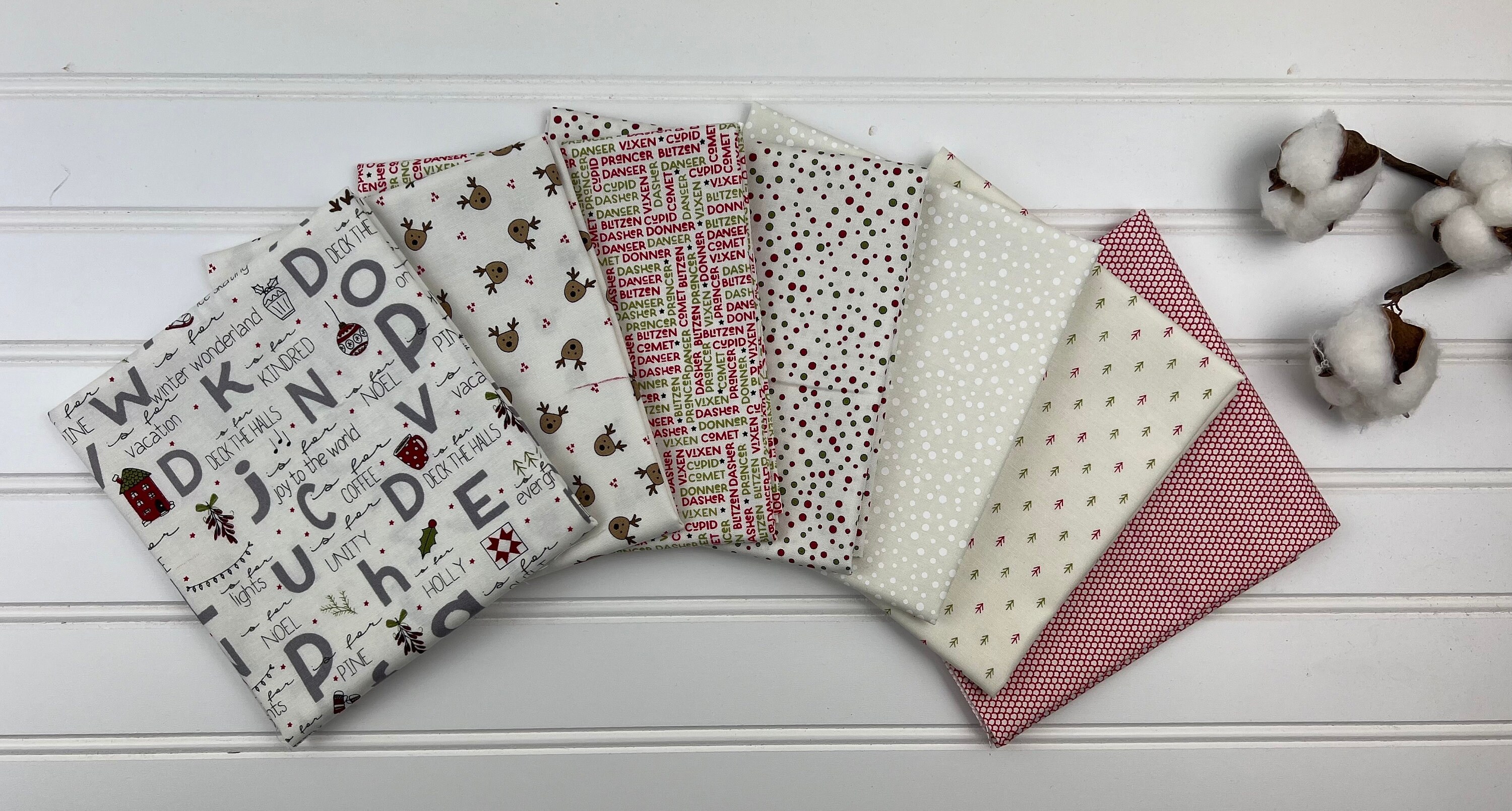 Moda on Dasher Fat Quarter Bundle (CC 55660) Sweetwater Christmas ...