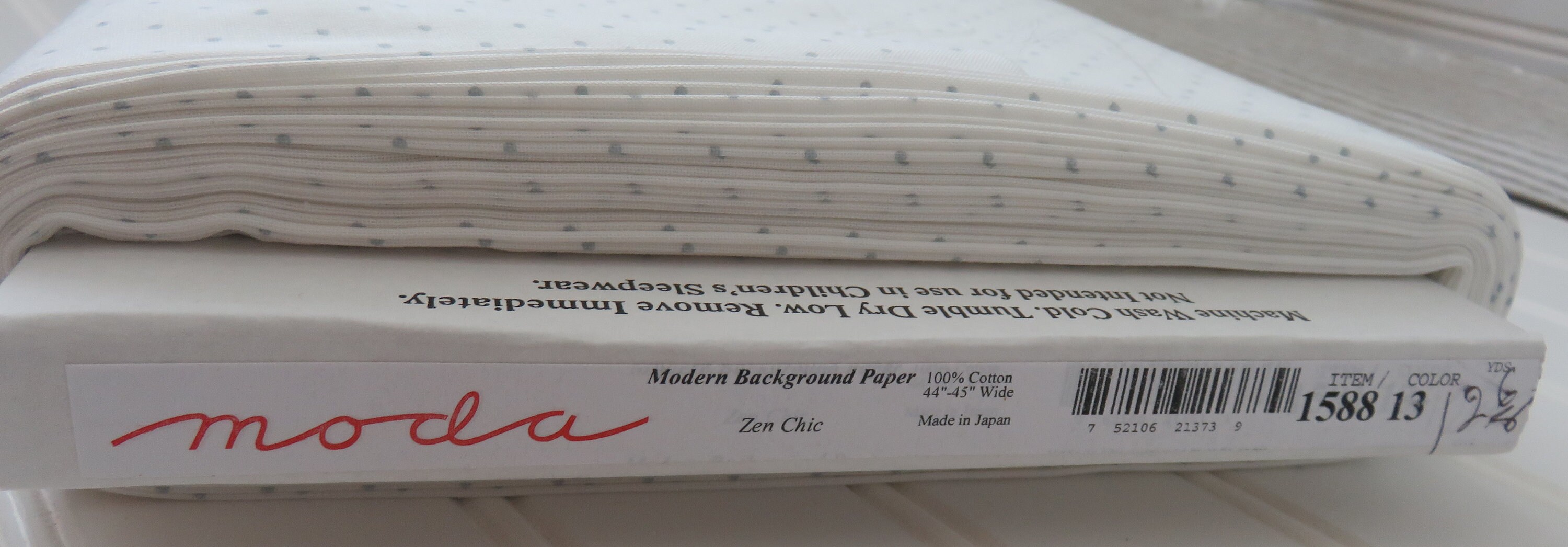 Curated Moda Low Volume Half-Yard Bundle 5 Pieces 18 X 44