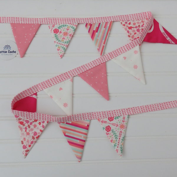 Valentine Bunting - Etsy