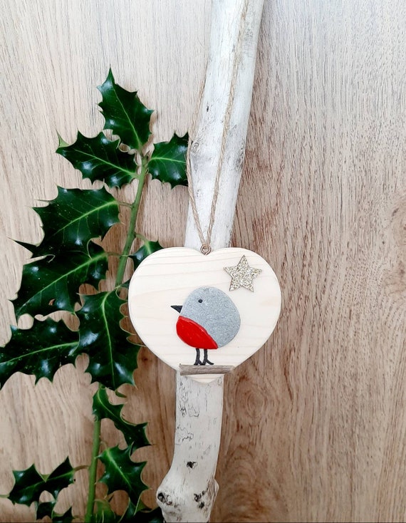 Pebble art. Robin decoration. Christmas tree decor. Christmas | Etsy