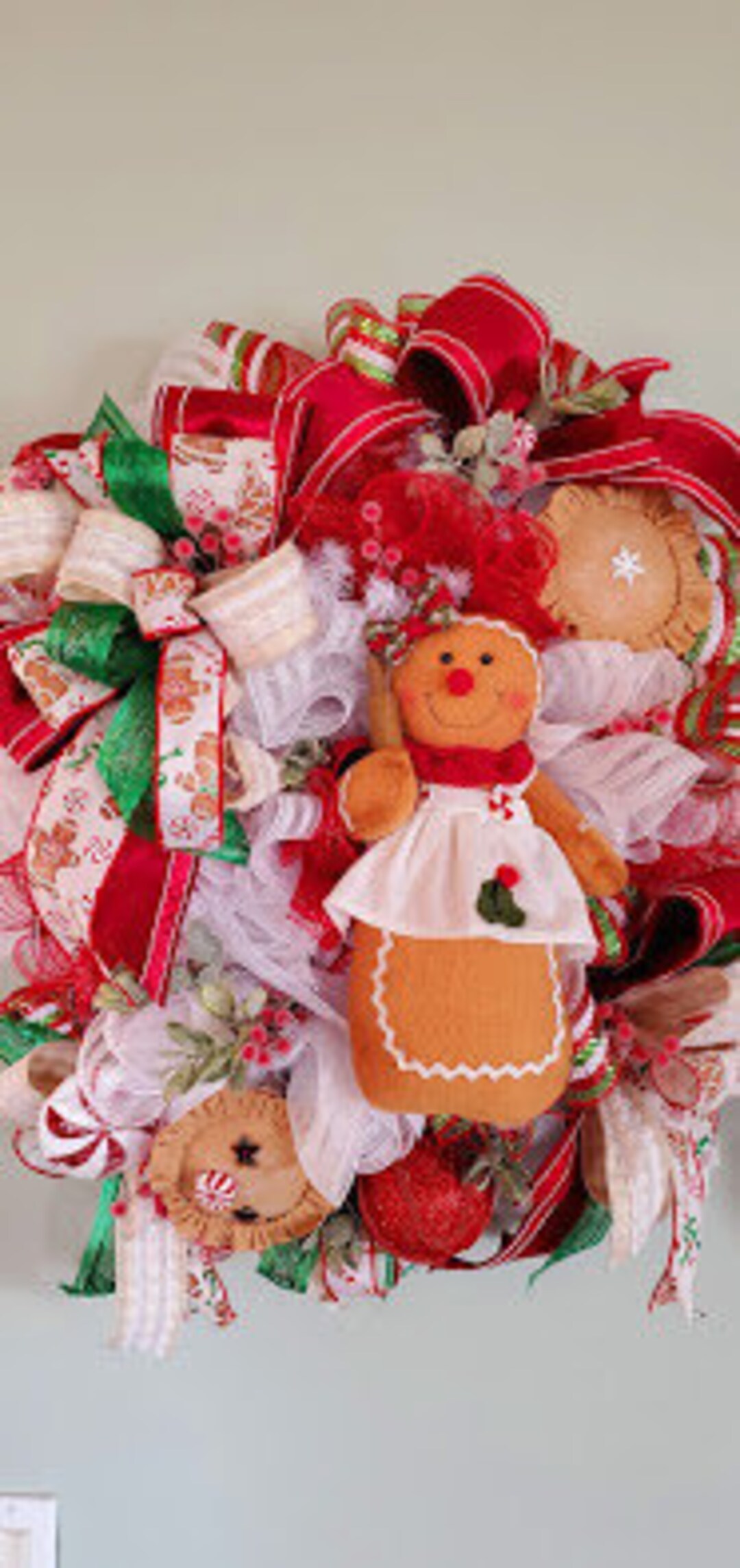 Gingerbread Girl Wreath, Gingerbread Girl Deco Mesh Wreath With ...