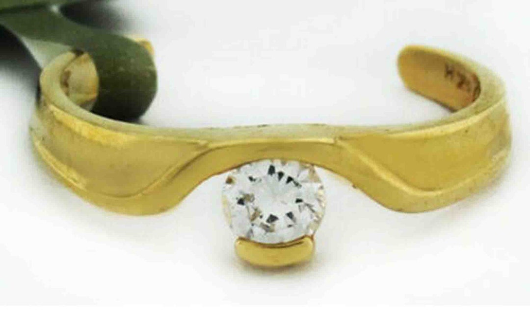 White Sapphires Toe Ring Solid 14K Yellow Gold - Etsy