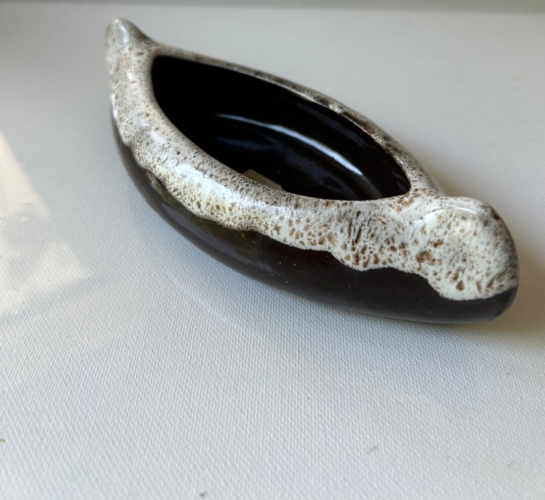 Vintage Canoe Lava Glaze Canuck Pottery - Etsy
