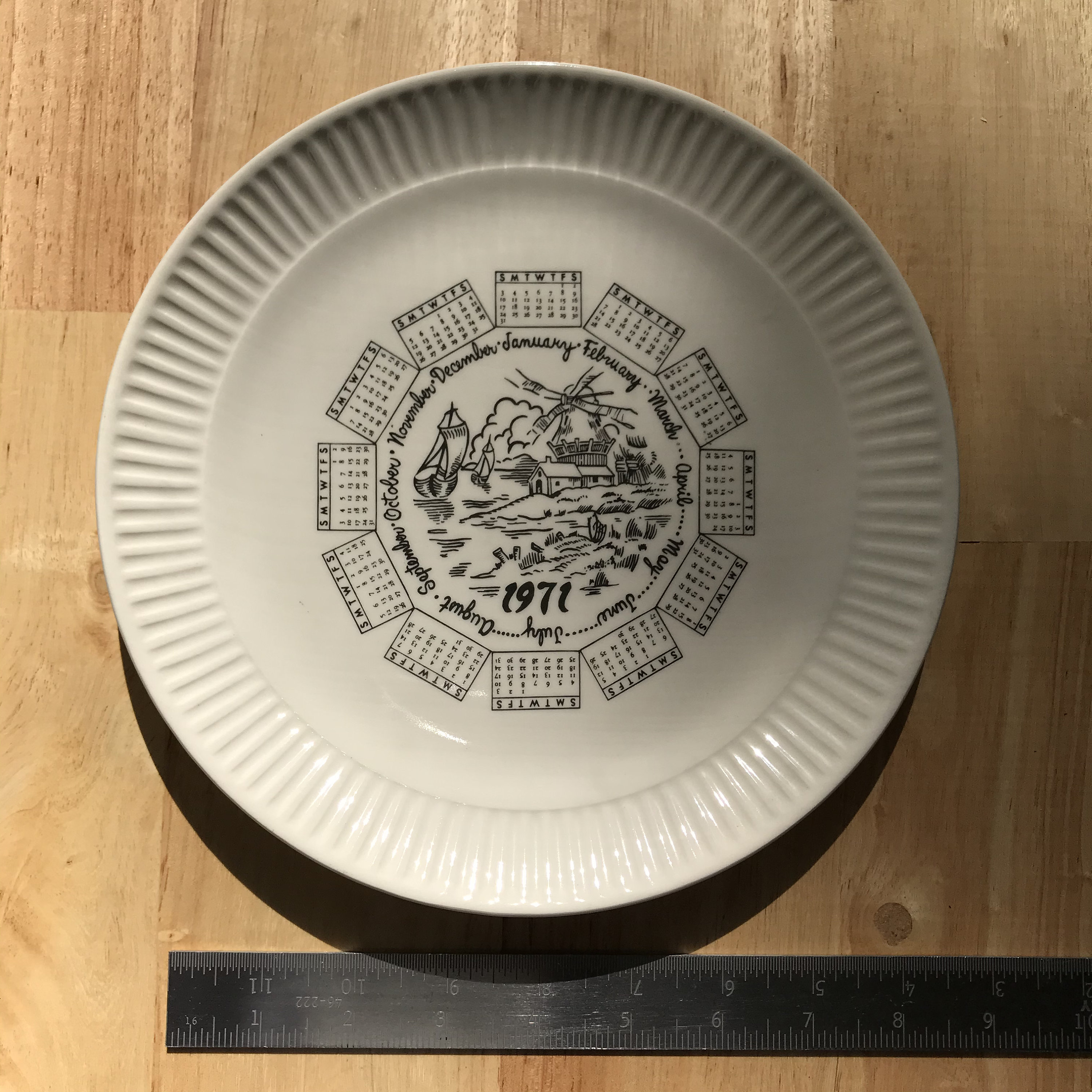 Vintage Ceramic 1971 Calendar Plate - Etsy
