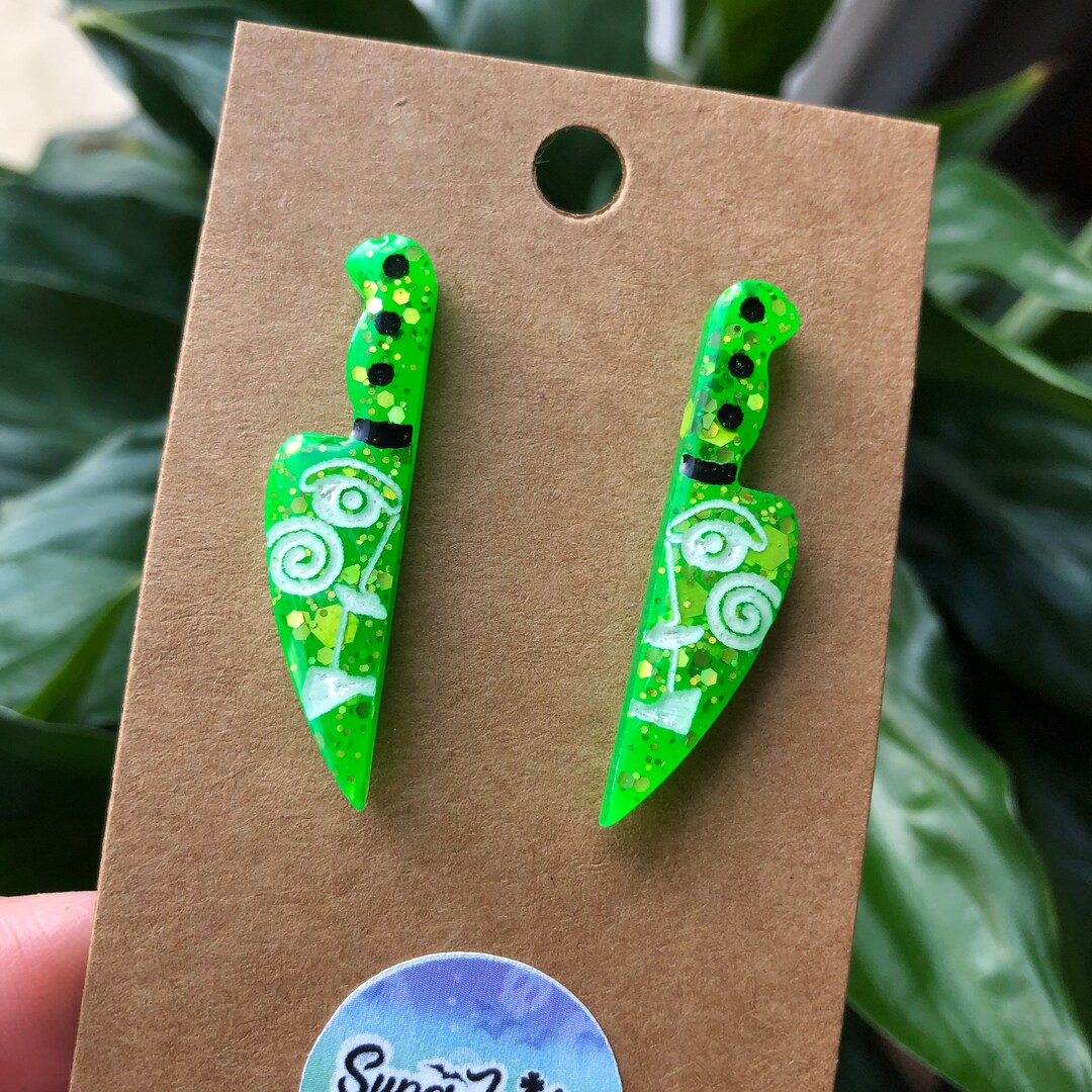 Knife Horror Guy Black Stud Earrings - Halloween Earrings - Goth Studs ...