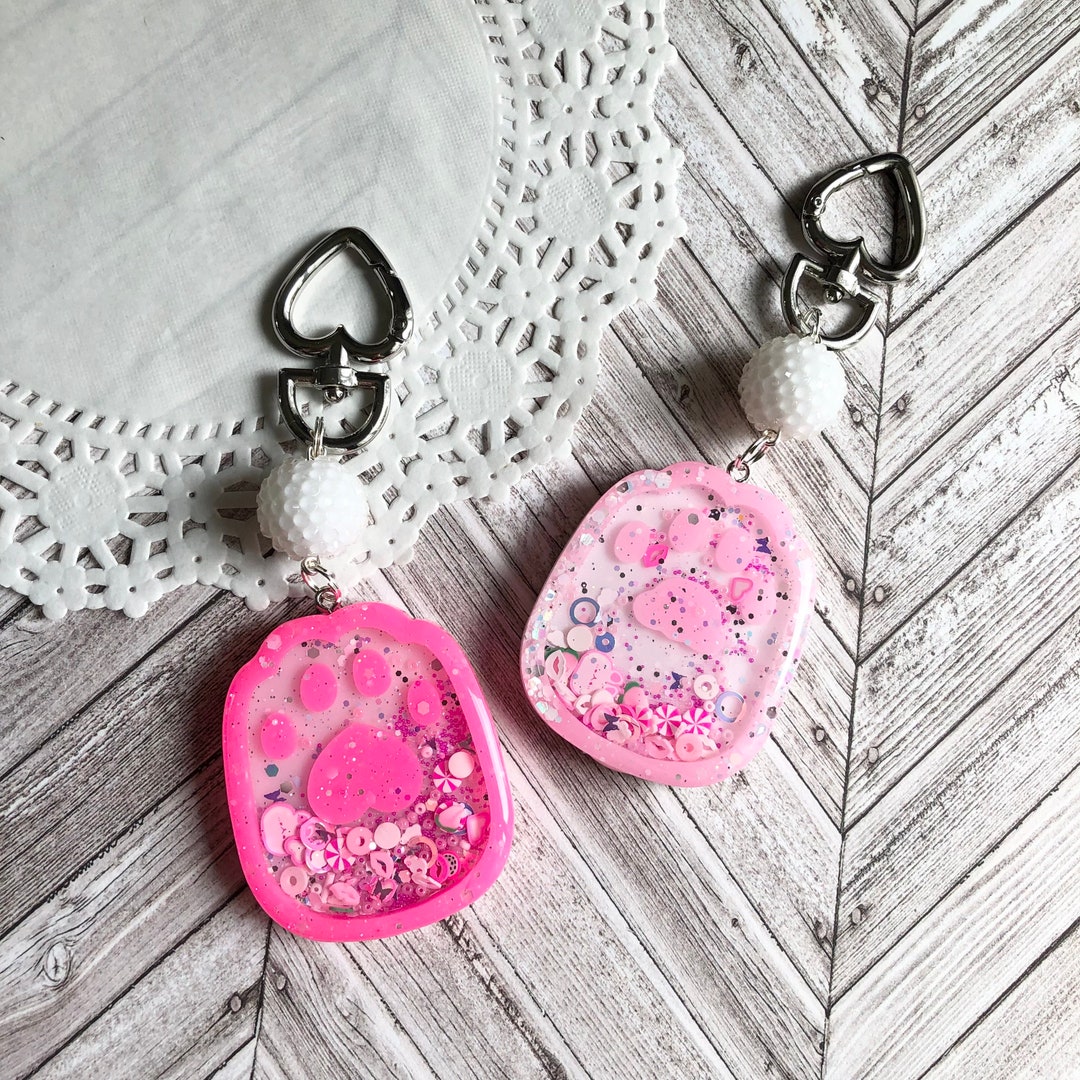 Large Pink Paw Resin Shaker Keychain - Cat Shaker Keychain - Resin ...