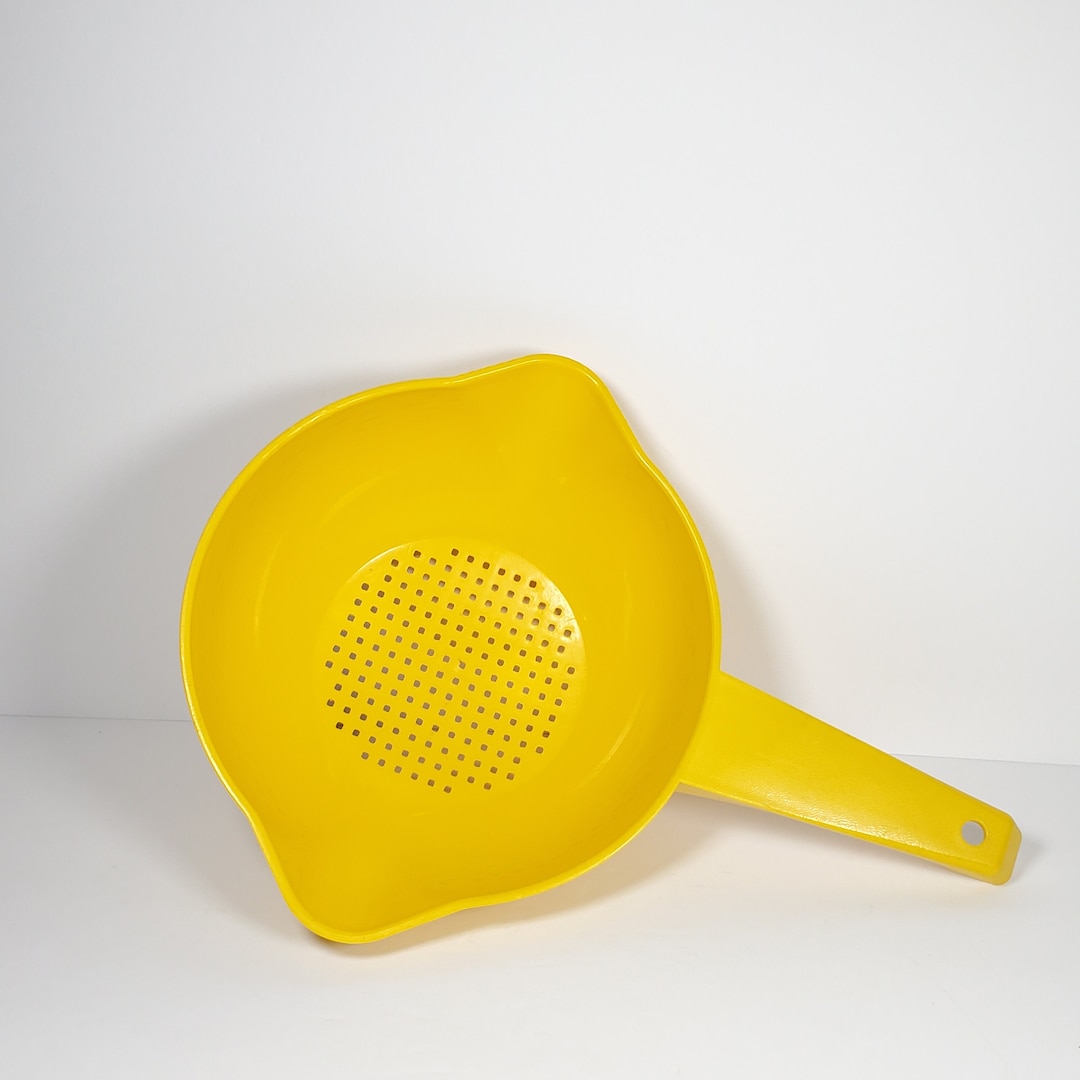 Vintage Colander Yellow Tupperware Colander Strainer Yellow Kitchen ...