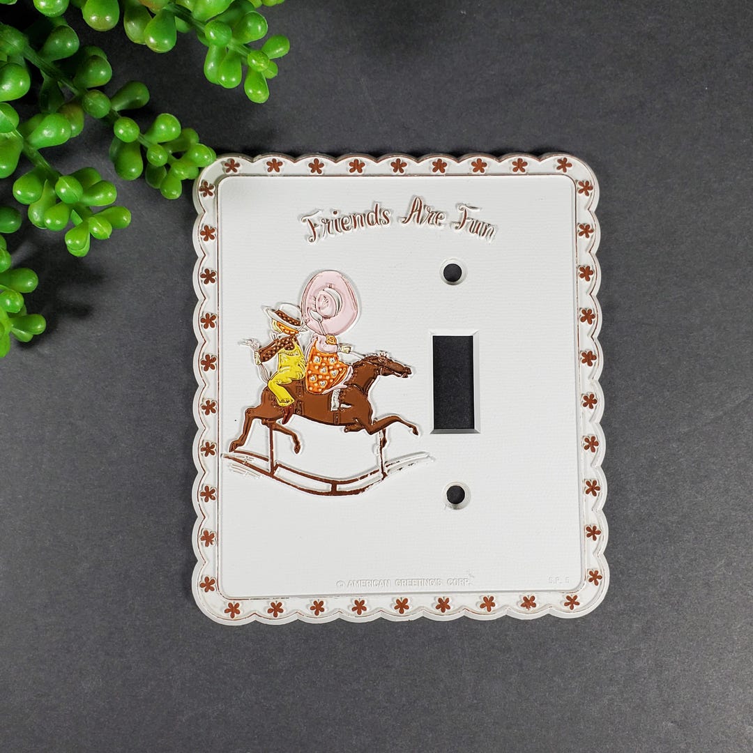 Vintage Light Switch Plate White Plastic Kitschy Cute Switchplate ...