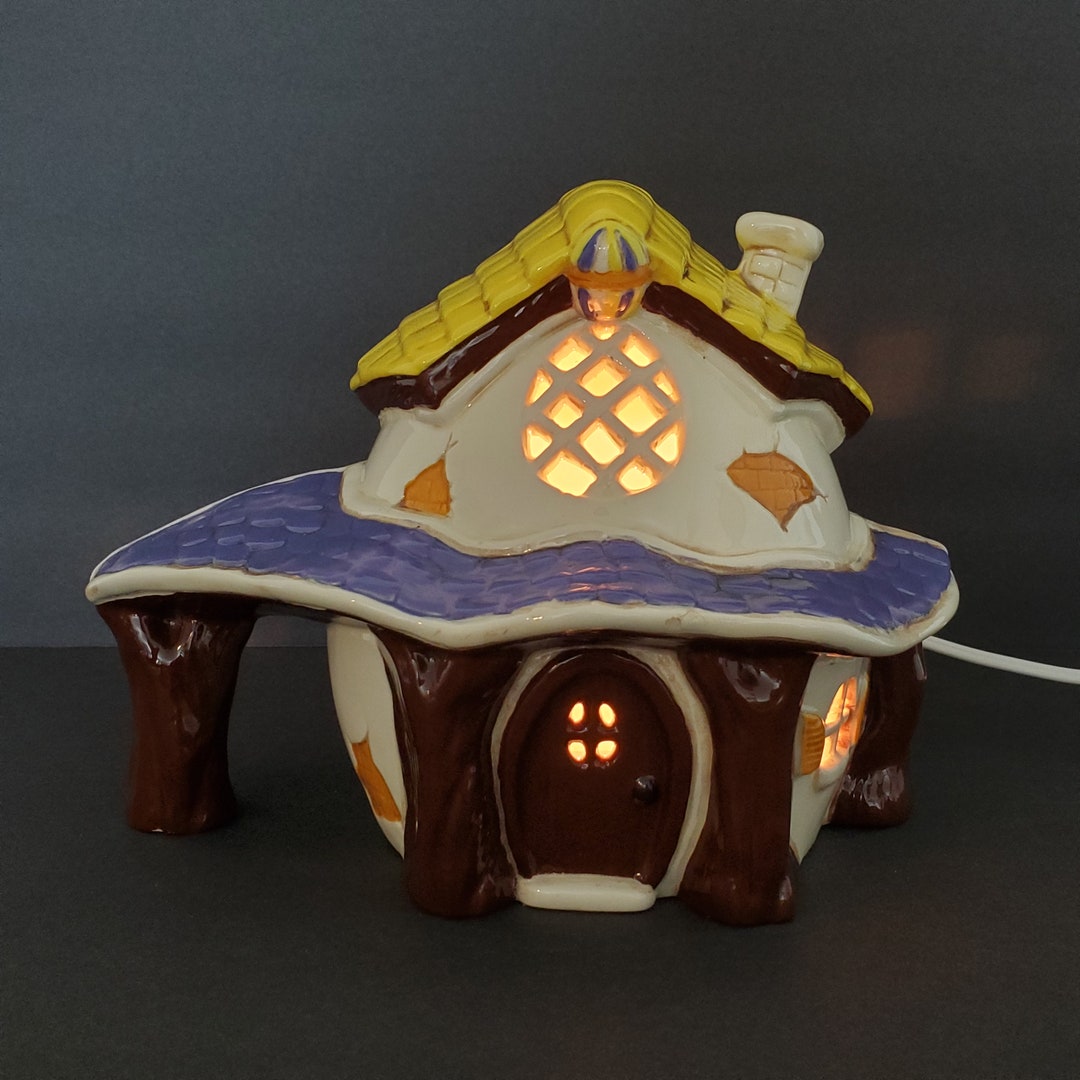 Vintage Hobbit House Ceramic Cottage Light up House Lighted Ceramic ...