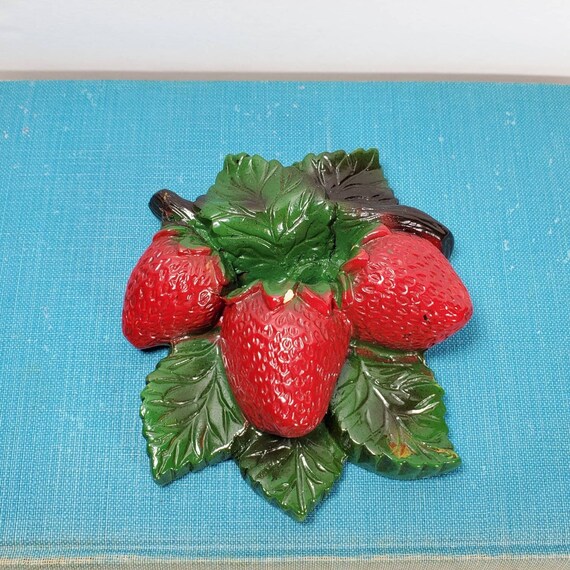 Vintage Strawberry Wall Hanging Chalkware Cluster of - Etsy