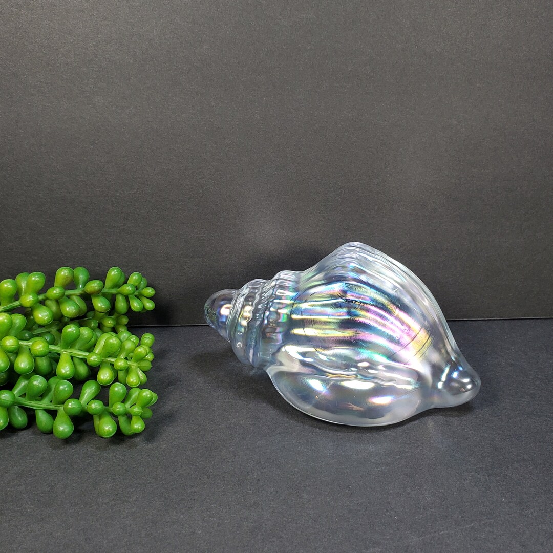 Vintage Glass Shell Paperweight Silvestri Iridescent Art Glass Seashell ...