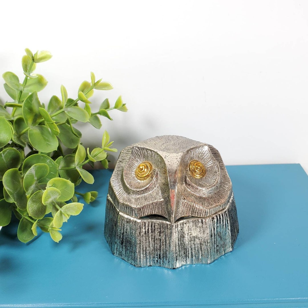 Vintage Owl Clock Silver Metal Flip Top Owl Alarm Clock Japan Owl Decor ...