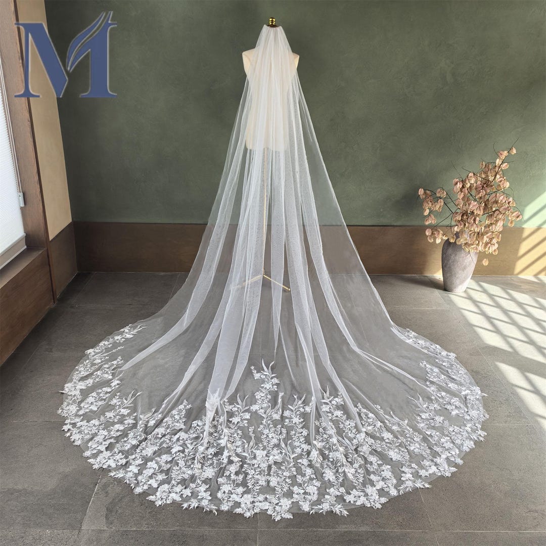 Super Fairy 3D Wild Floral Wedding Veil, Cathedral Veil Elegant Flower ...