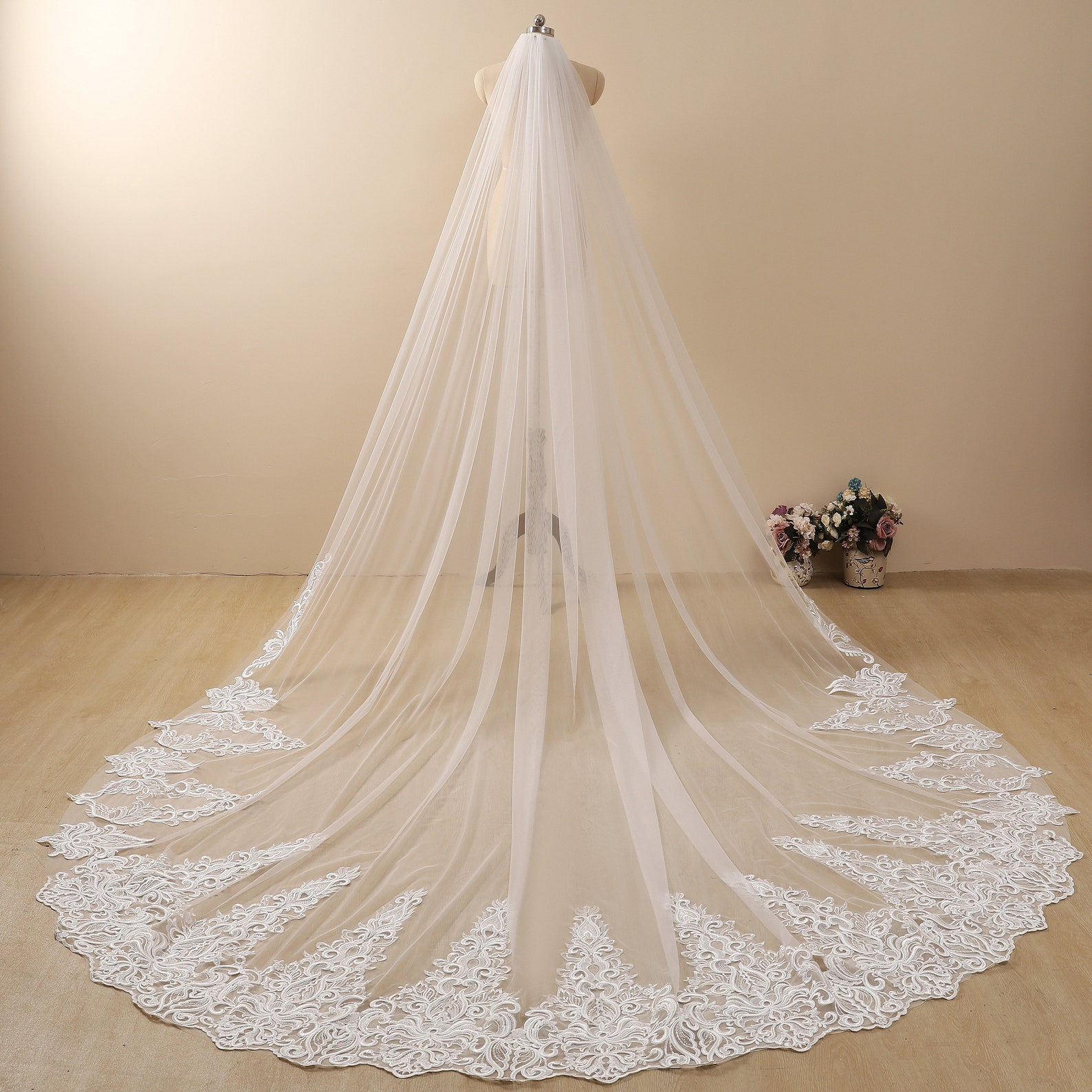 2020 Sparkle Wedding Veil Sparkle Lace Cathedral Veil With | Etsy