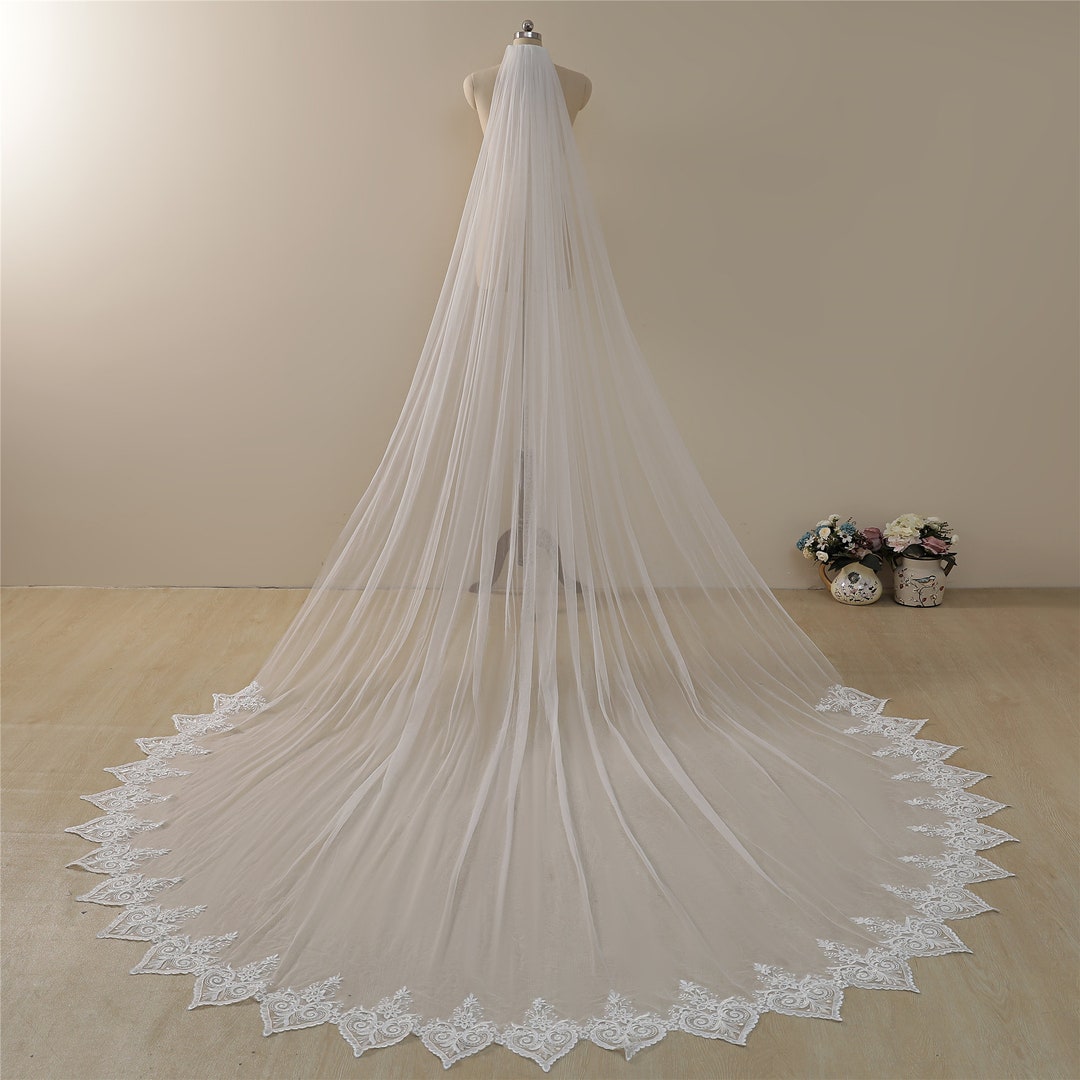 Vintage Heart Lace Cathedral Wedding Veil: 137