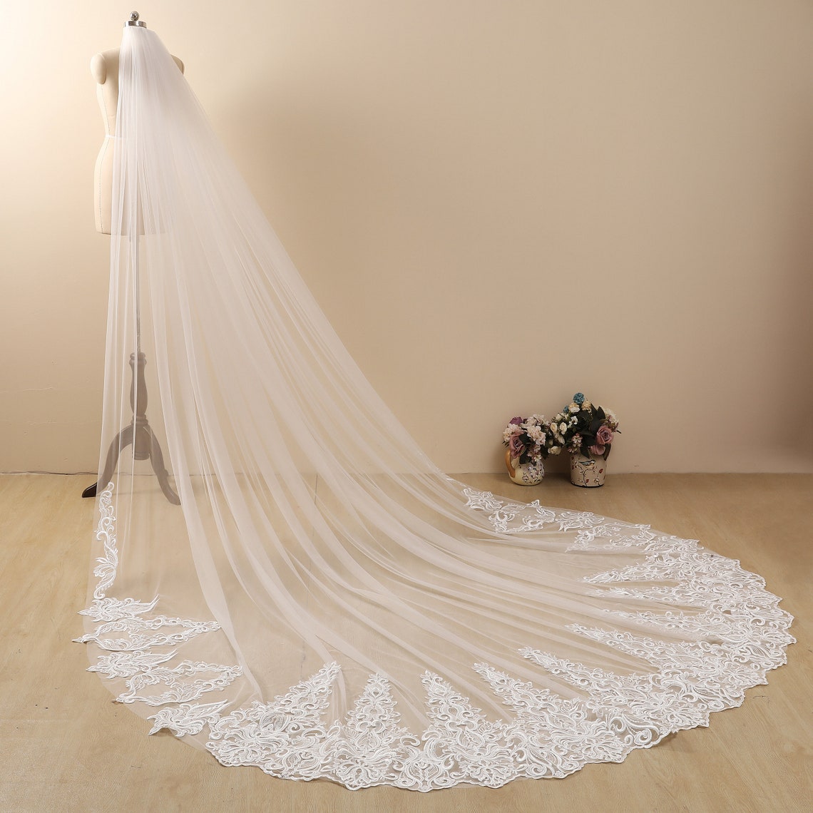 2020 Sparkle Wedding Veil Sparkle Lace Cathedral Veil With - Etsy