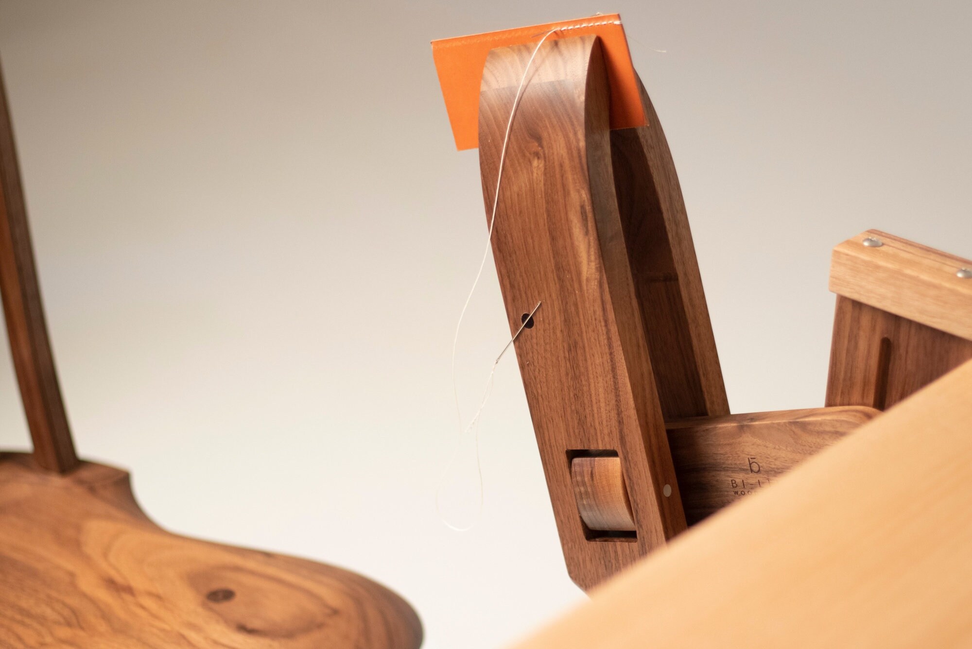 Table Pony walnut - Etsy