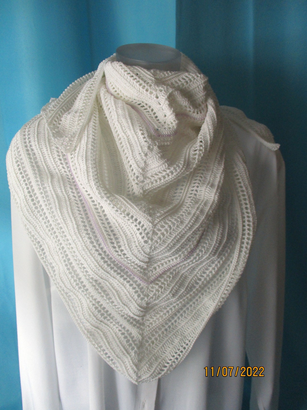 Shoulder Cloth / Triangular Cloth Made of White Cotton With Pearls - Etsy