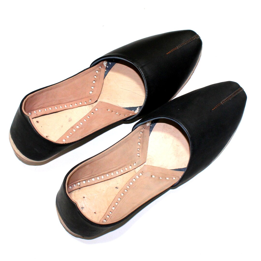 Handmade Leather Mojari Shoes: Indian Men's Jutti, Wedding Slippers - Etsy