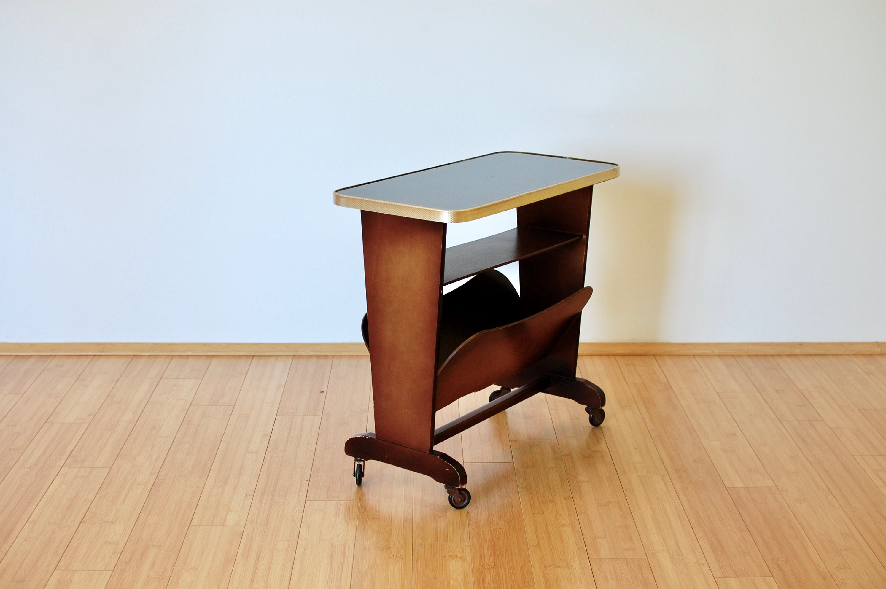 Vintage Side Table/magazine Holder, 1960s - Etsy