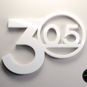 Acrylic Room Number Sign in Round Shape for Hotel Signage, Apartment ...