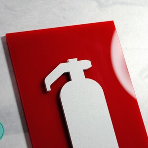 Fire Extinguisher Sign With Arrow | Highly Reflective Acrylic Safety ...