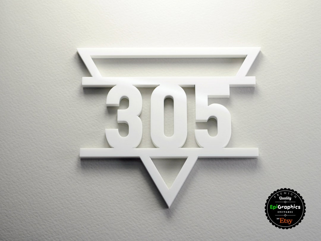 Acrylic Room Number Sign in Triangle Frame for Hotel Signage, Apartment ...