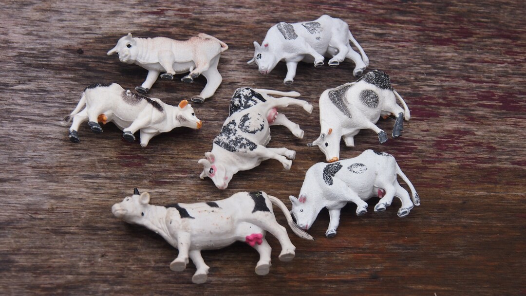 Vintage Collection of Plastic Cow Toy Figurines - Etsy