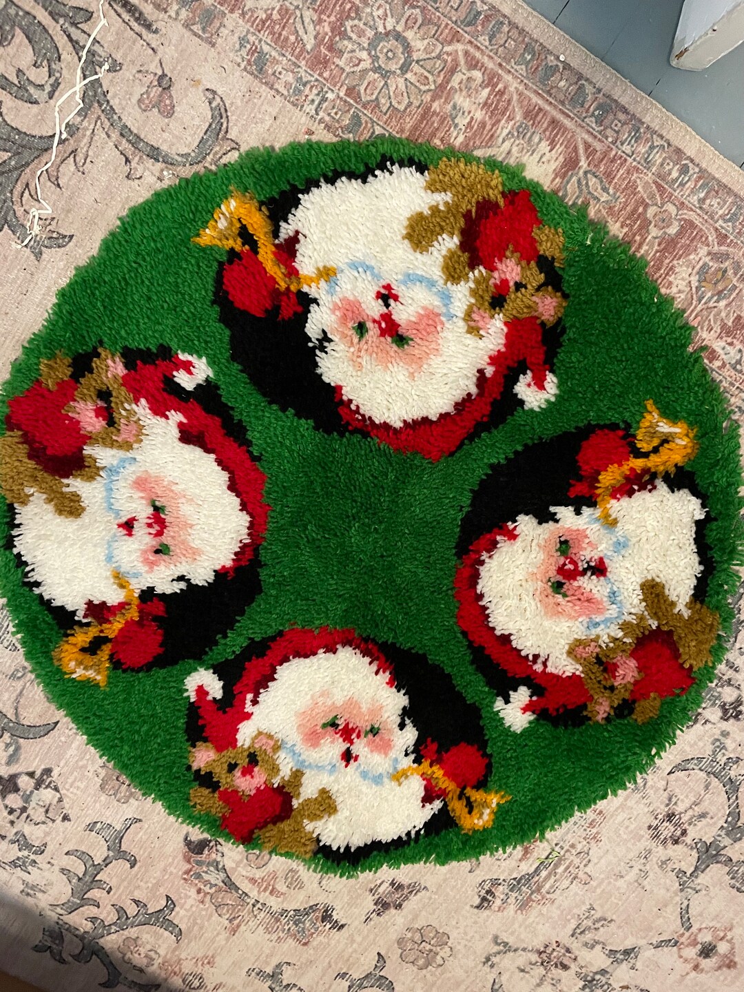 Vintage Christmas Round Santa Claus Latch Hook Rug Floor Wall Hanging ...