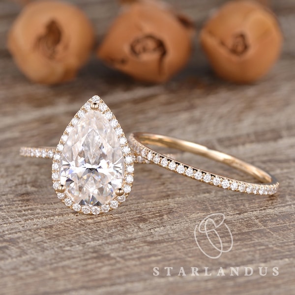 Pear Engagement Ring Set - Etsy