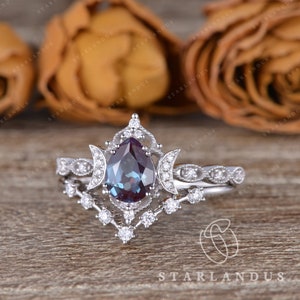 Unique Moon Engagement Ring Lab Alexandrite Wedding Ring - Etsy