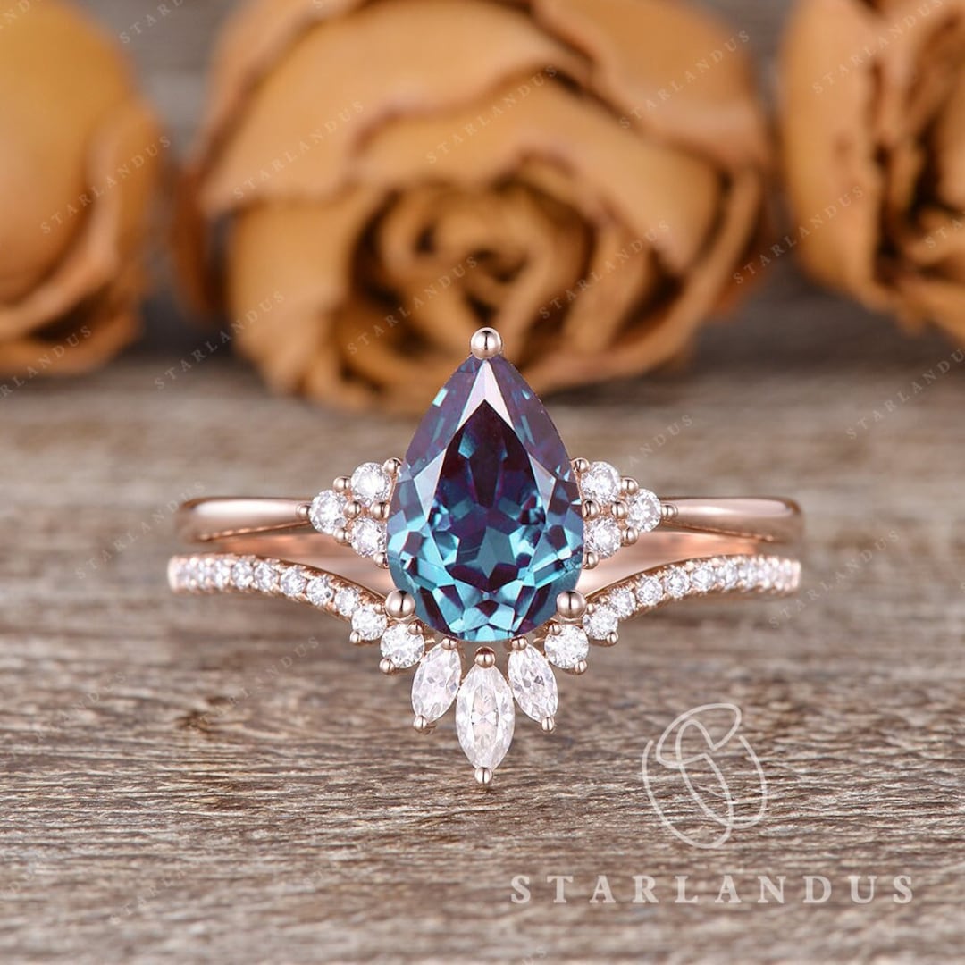 Pear Shaped Alexandrite Engagement Ring 2pcs Pear Shaped Rose Gold ...