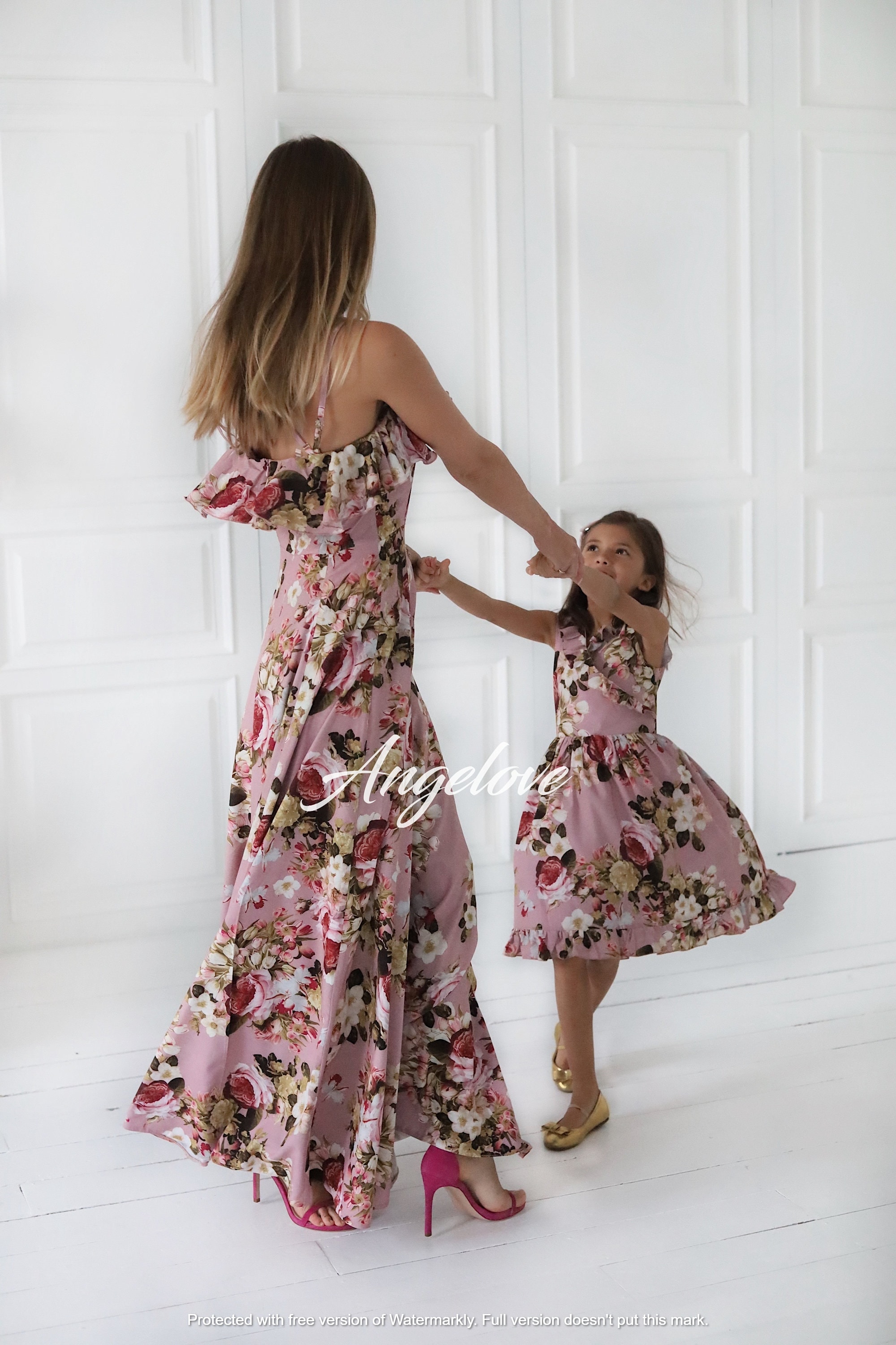 Matching Sundress Mommy and Me Outfits - Mother Daughter Floral Maxi ...