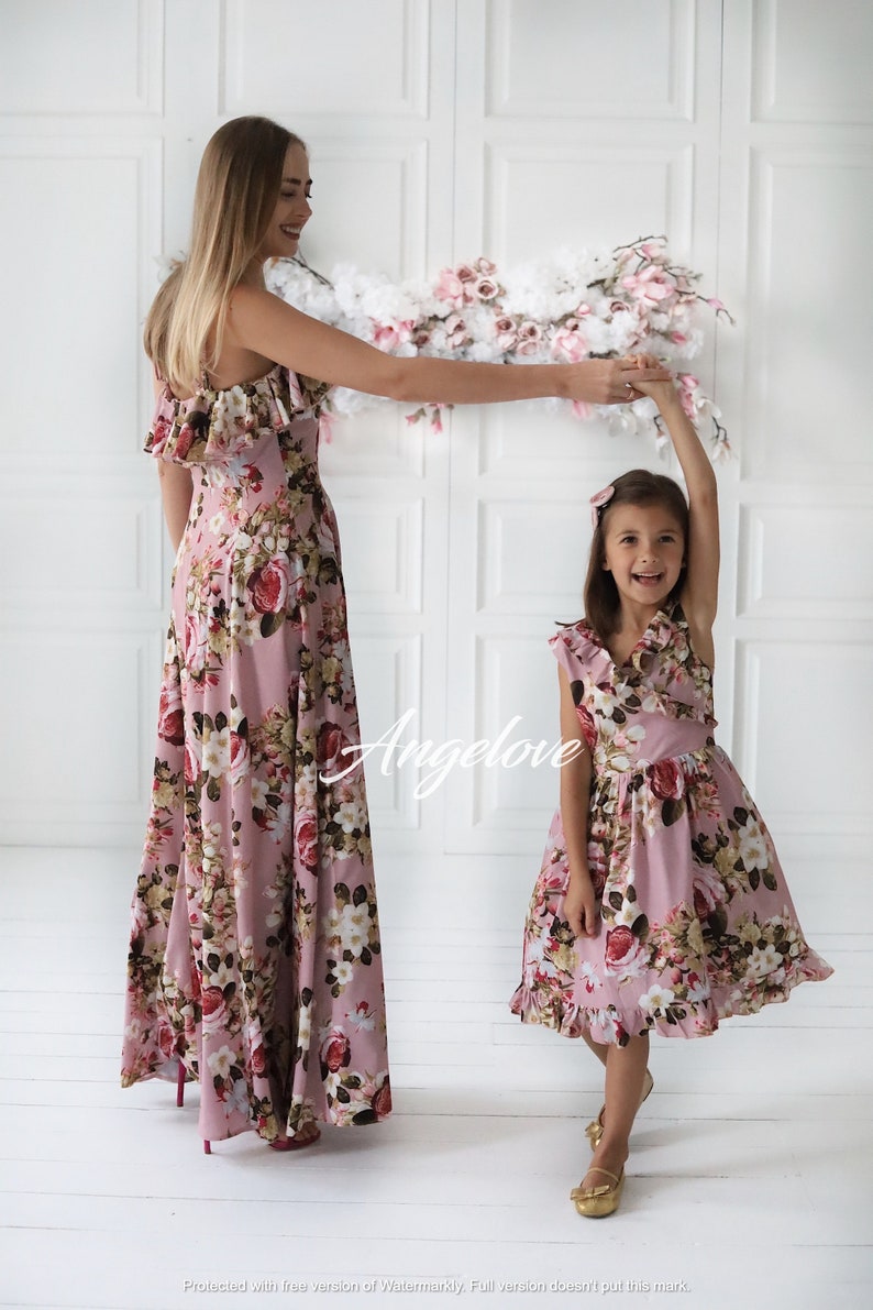 Matching Sundress Mommy and Me Outfits - Mother Daughter Floral Maxi ...
