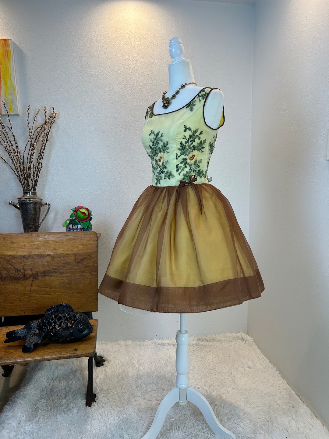 Vintage 1950s Fit and Flare Dress - Embroidered Bodice, Full Skirt - Etsy