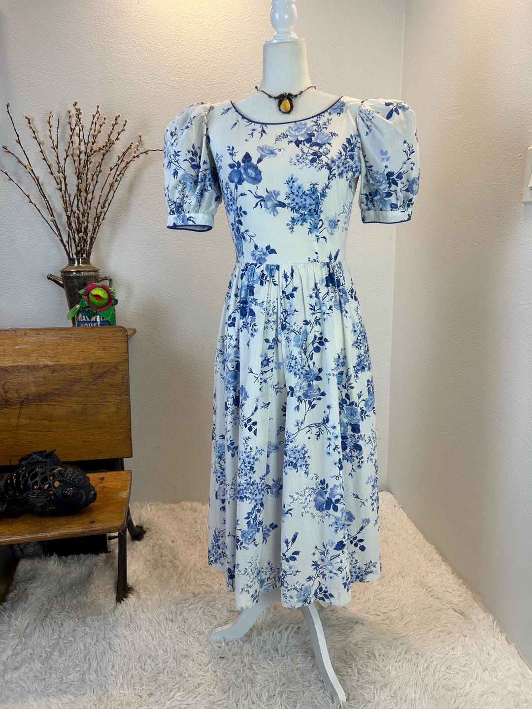 Interesting Info About Vintage Lanz Dress