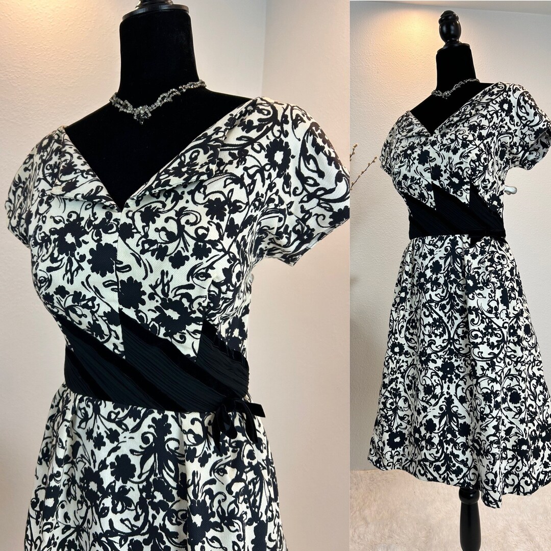 1950s Dress / 50s Dress / 1950s Fit and Flare Dress / 1950s - Etsy