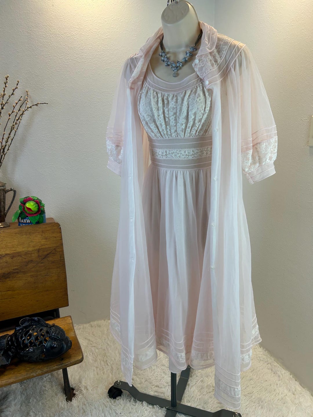 1960s Peignoir / 1960s Night Gown and Robe Set / Vintage Night Gown Set ...
