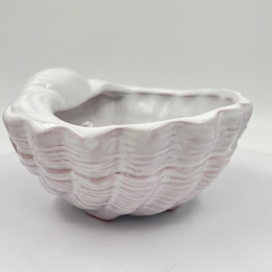 Vintage White Glazed Terracotta Scallop Shell Bowl Scalloped Coastal ...